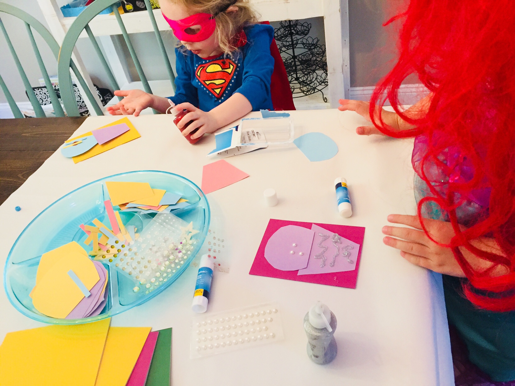 Cupcake Card Playdate Craft - Glitter On A Dime