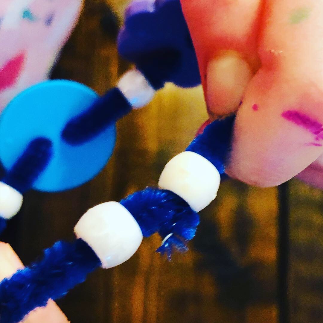 Bead & Button Pipe Cleaner Bracelets - Glitter On A Dime