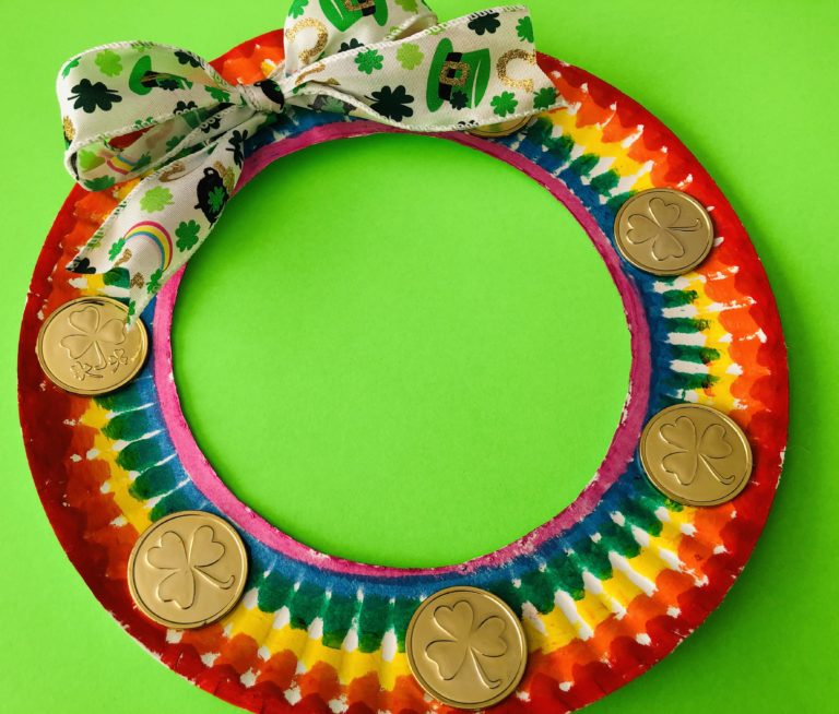 St. Patrick's Day Paper Plate Craft - Glitter On A Dime