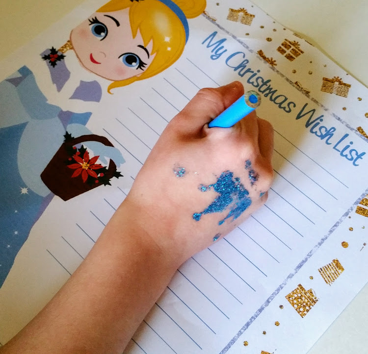 Free Printable Santa Lists and Letters - Glitter On A Dime