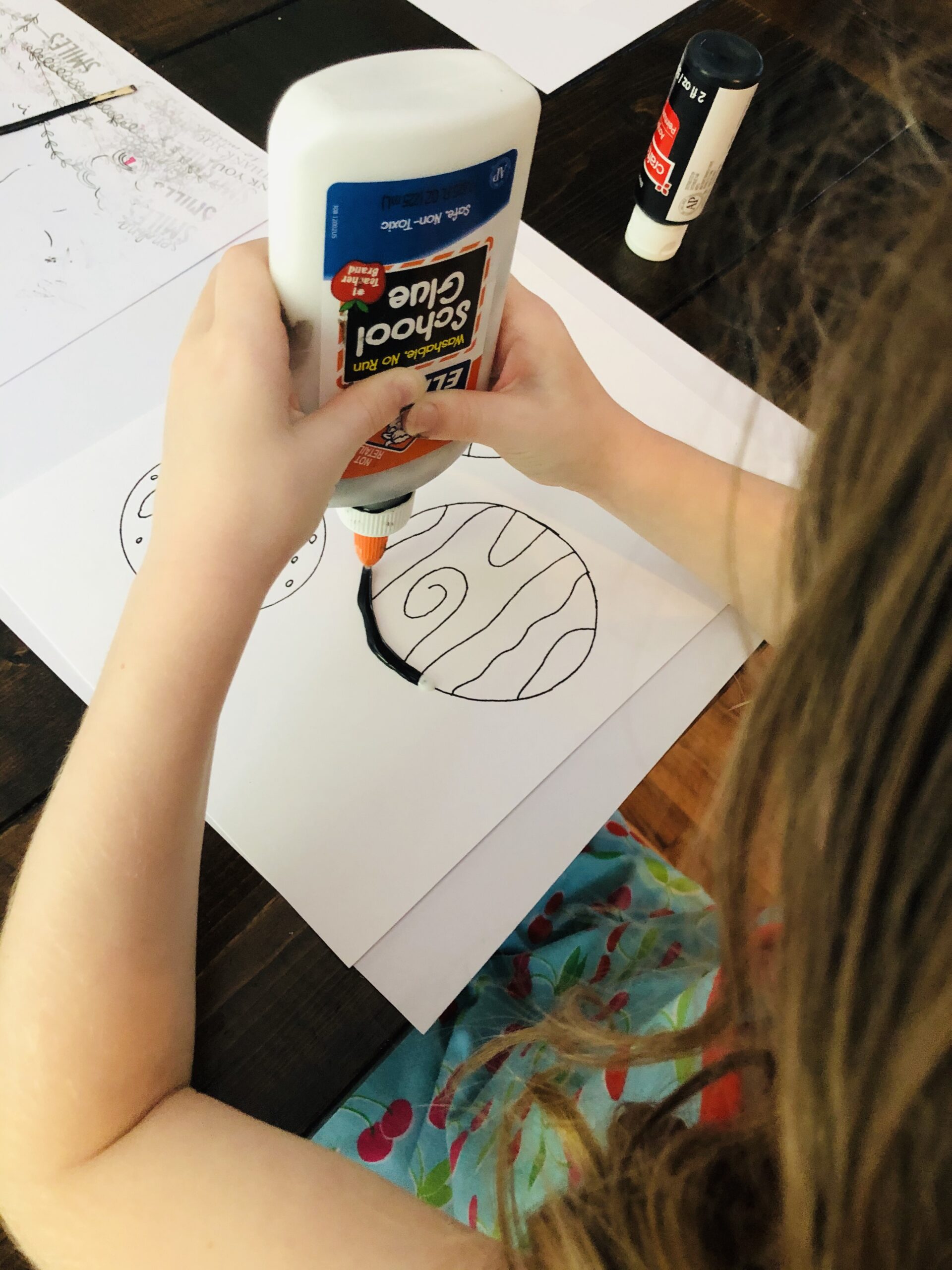 Black Glue Watercolor Art Project for Kids - Glitter On A Dime