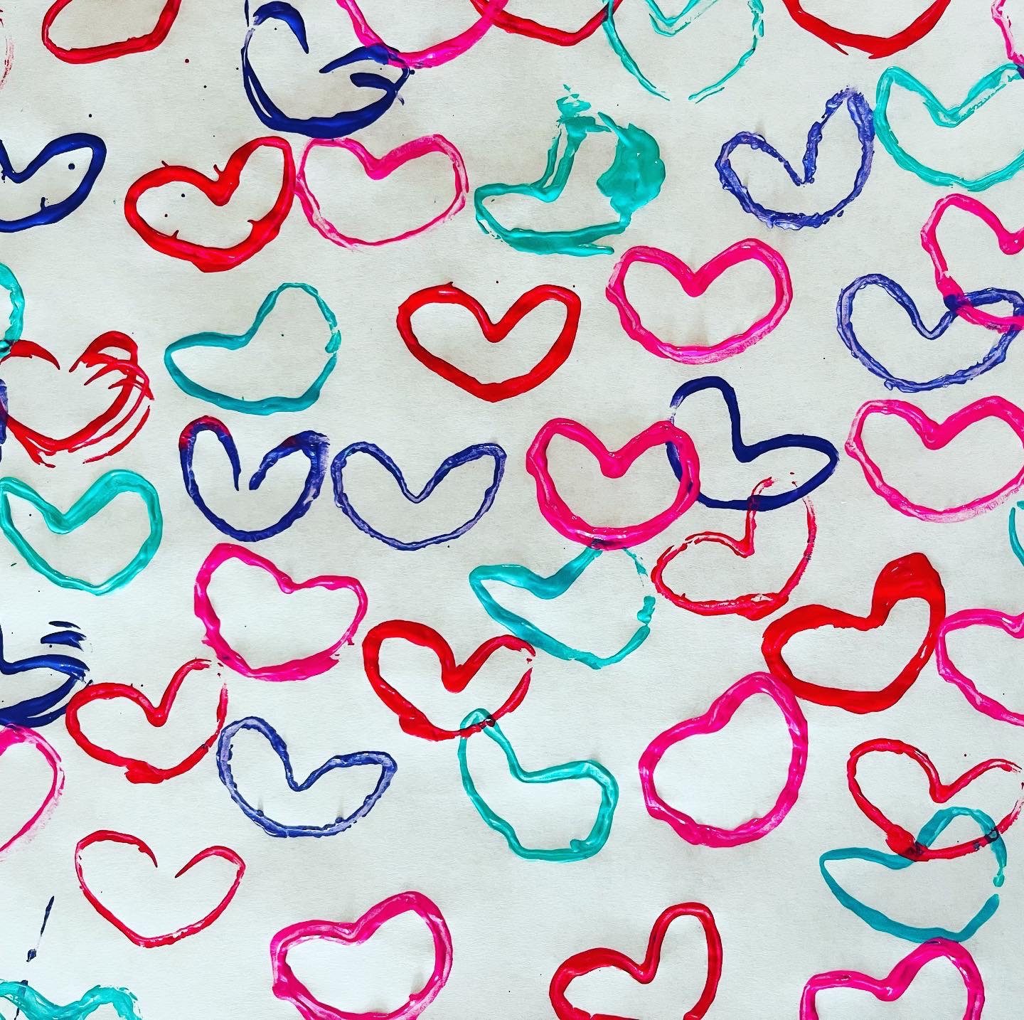 Heart Painting with Cardboard Tubes - Glitter On A Dime